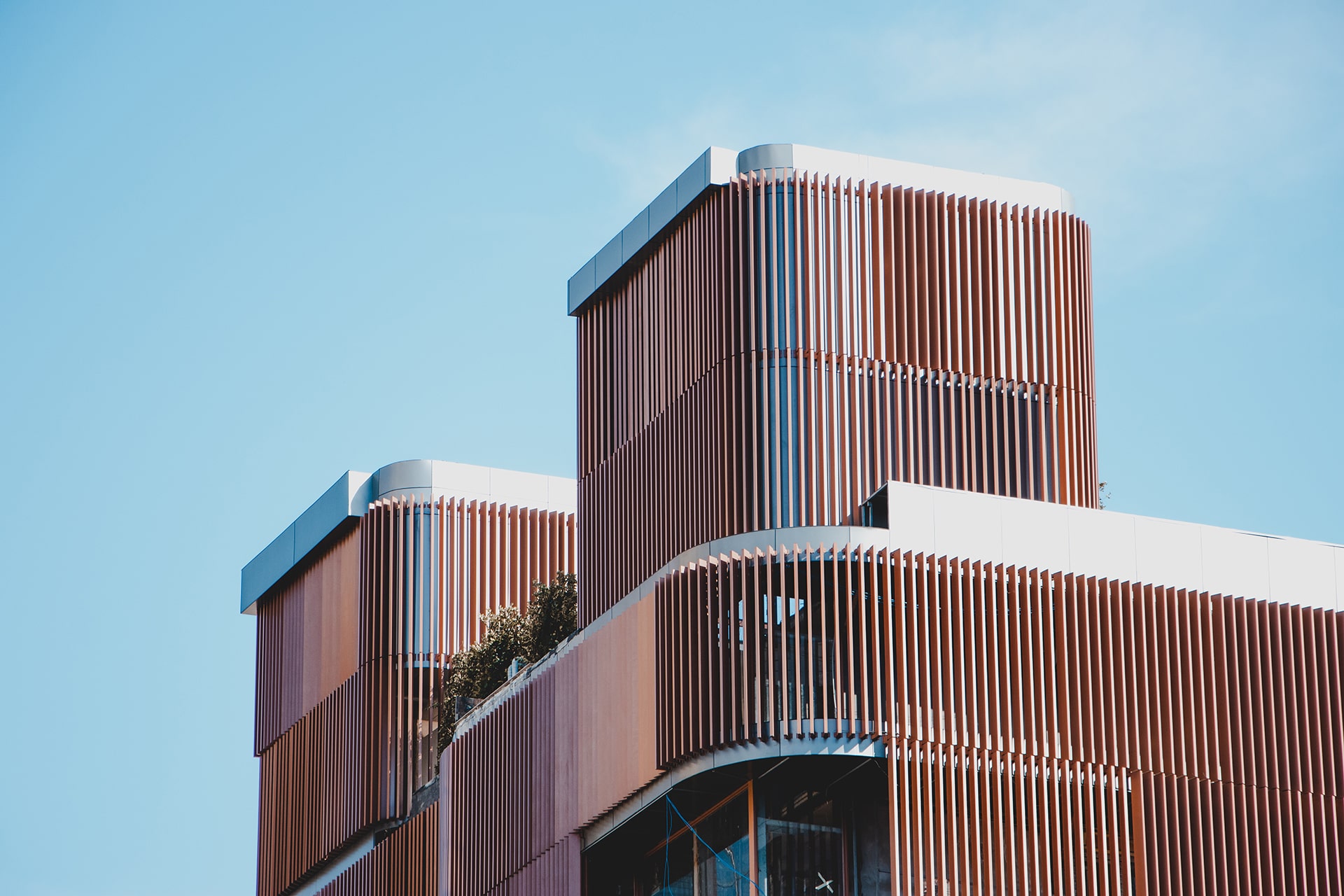 Top 5 reasons to order an exterior design - Wood Pecker România